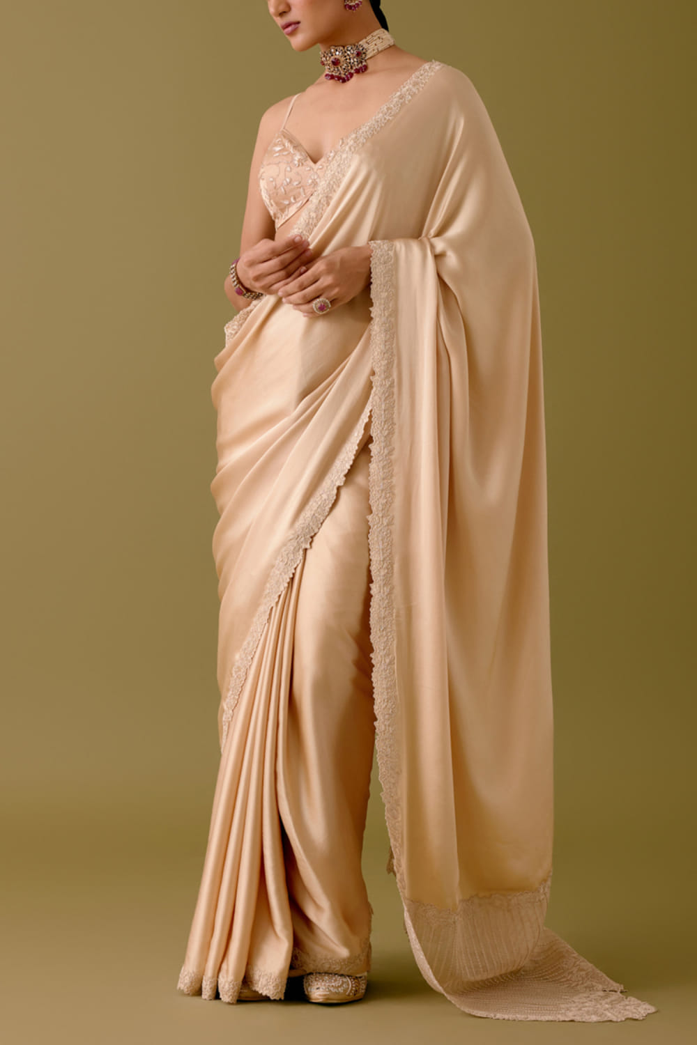 Buy Beige embroidered sari set by Devnaagri at Aashni and Co