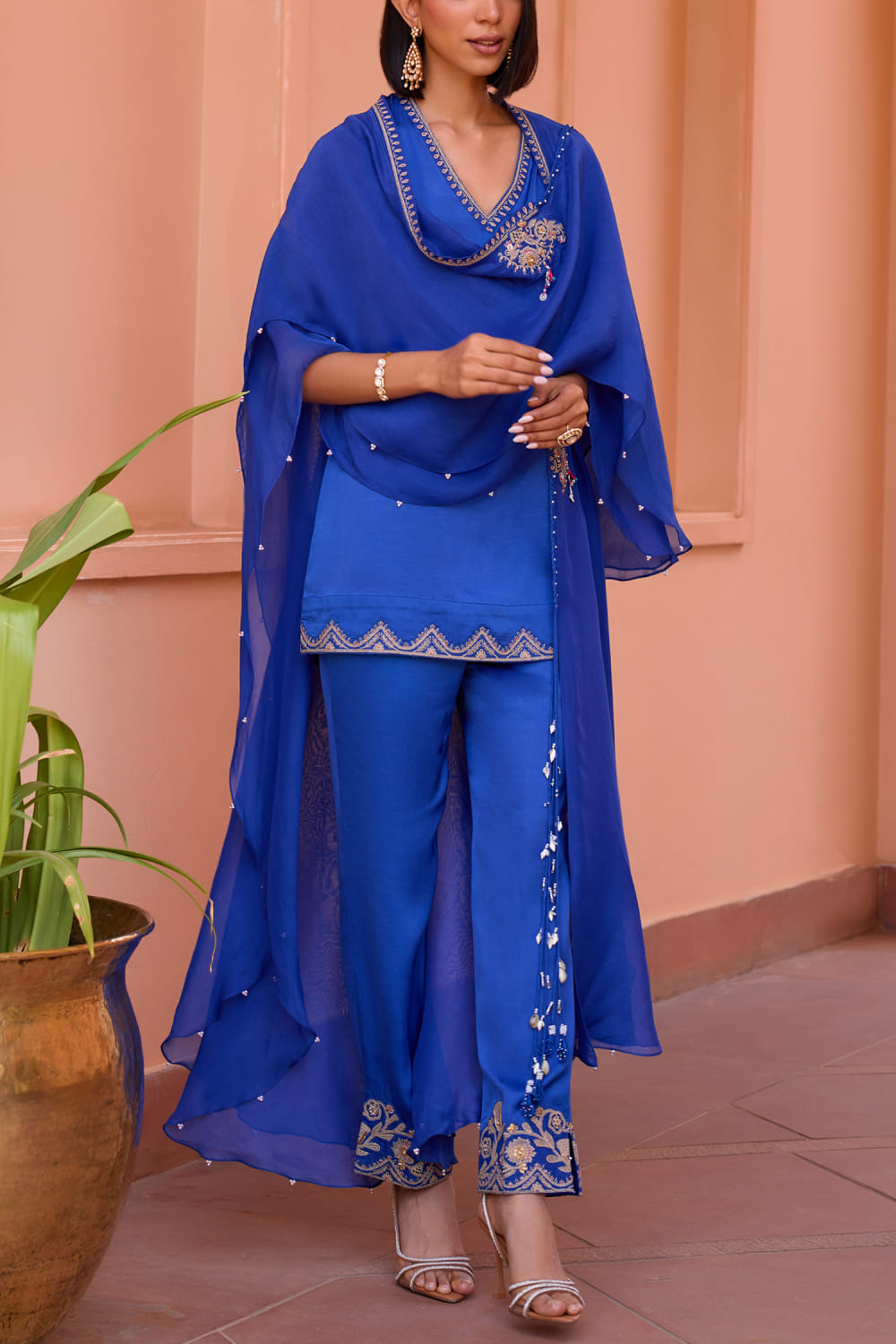 Buy Blue dori embroidered kurta and cape set by Isha Gupta Tayal at ...