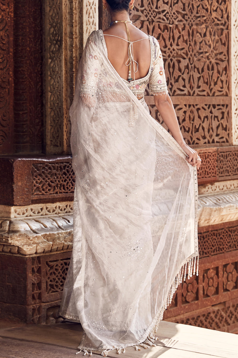 Buy Ivory aari and gota work sari set by Matsya at Aashni and Co