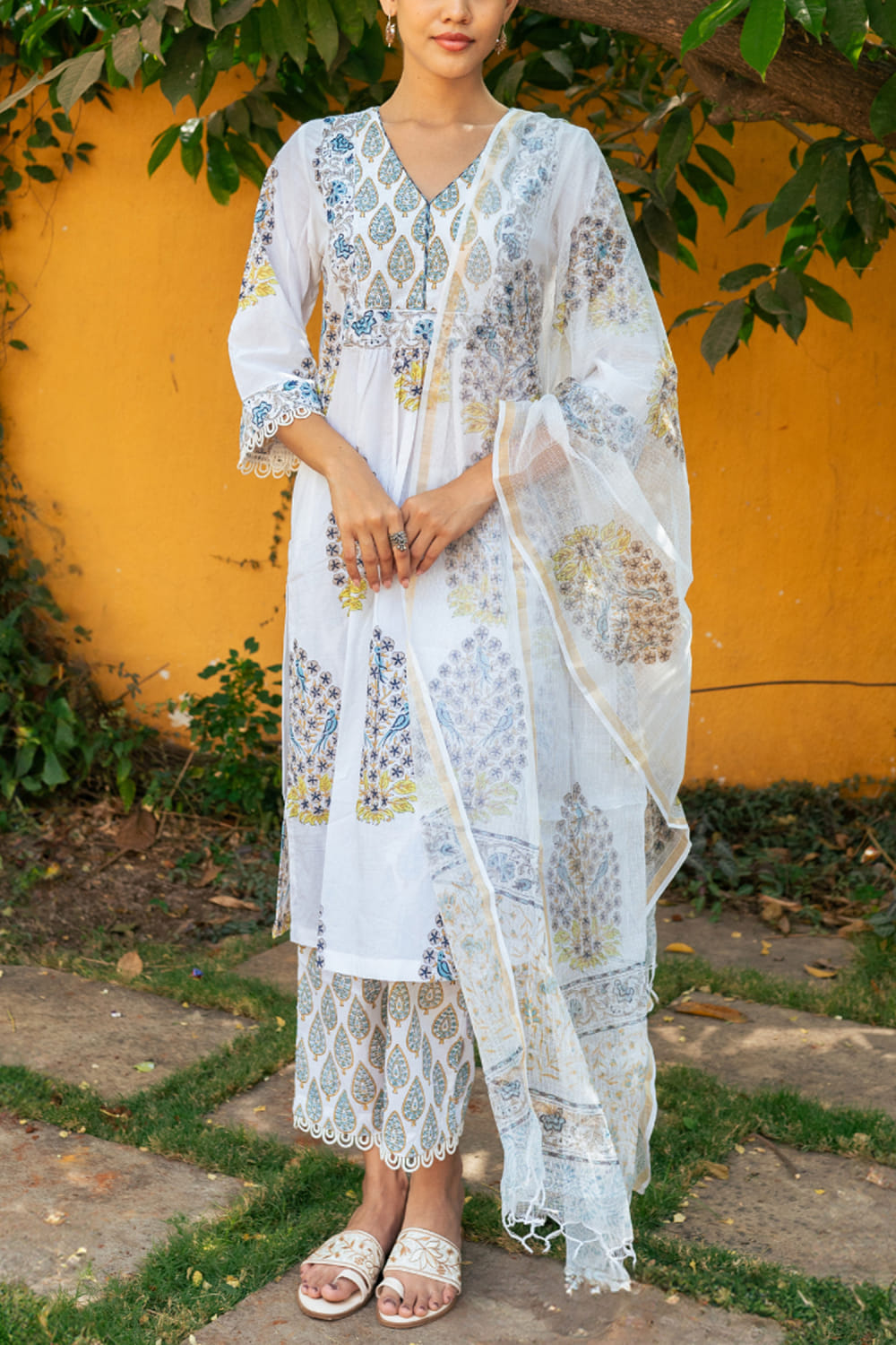 Buy Ivory and blue block printed lace kurta set by Maison Shefali at ...