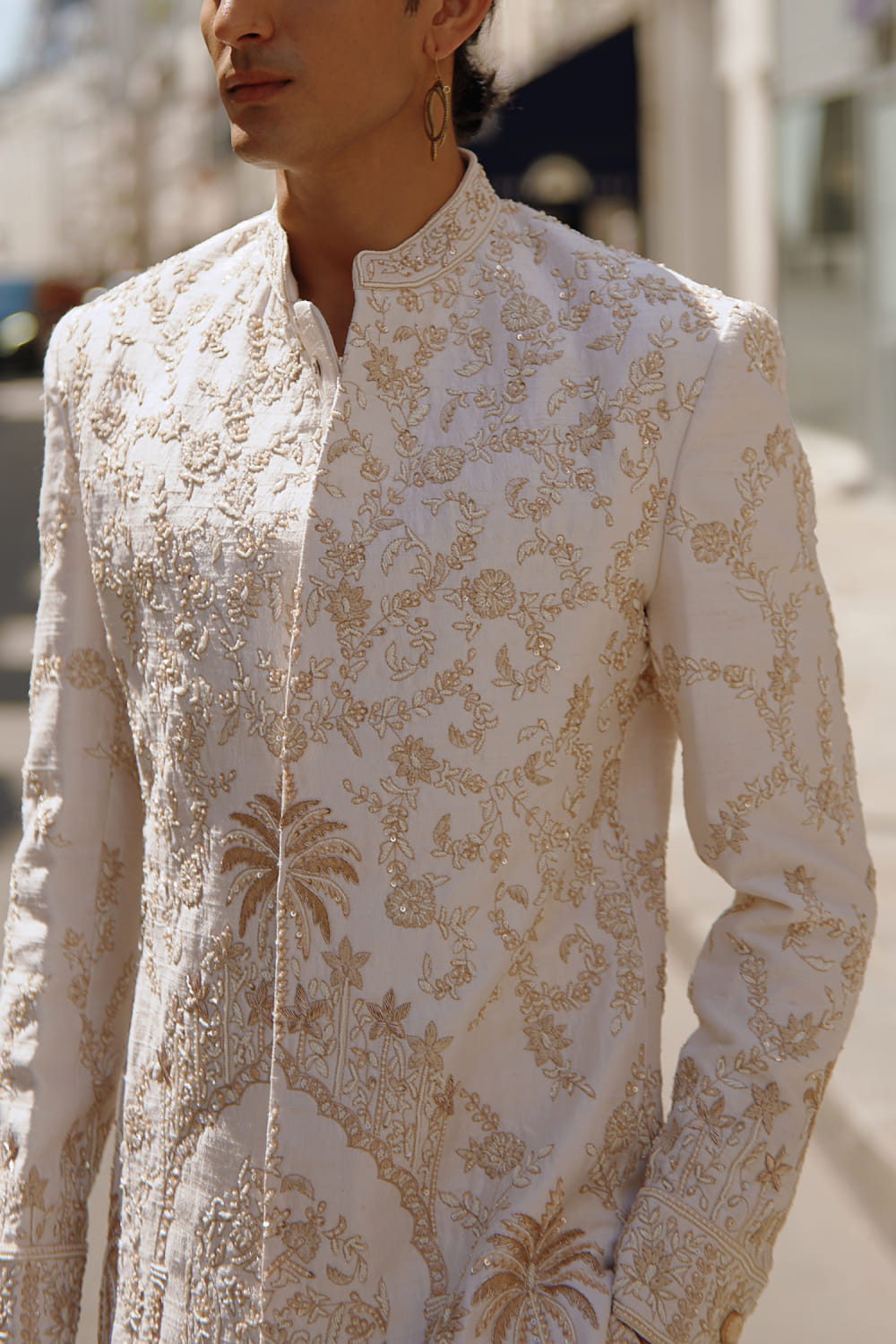 Buy Ivory and gold floral embroidered sherwani set by Jigar & Nikita at ...