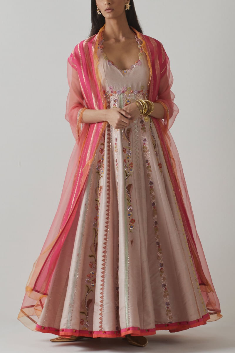 Buy Powder pink floral embroidered anarkali set by AUM Ashima & Asit at ...