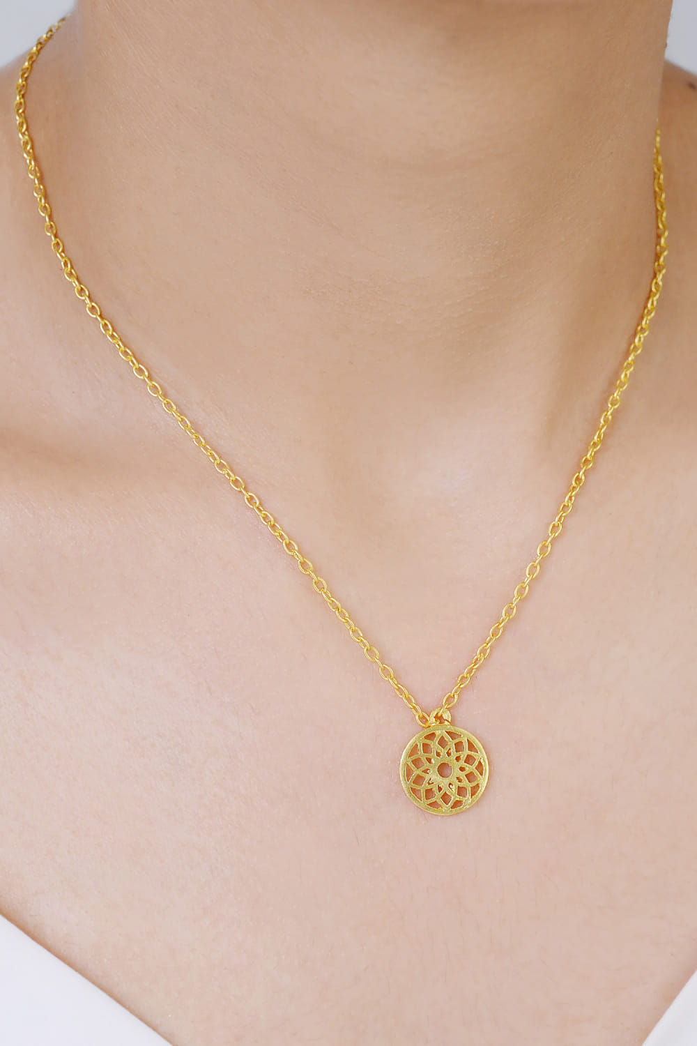 Buy Gold nirvana lotus chain necklace by Kivaakshh at Aashni and Co