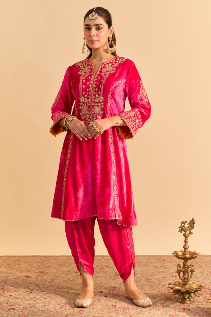 Buy Hot pink embroidered velvet choga set by Sheetal Batra at Aashni and Co