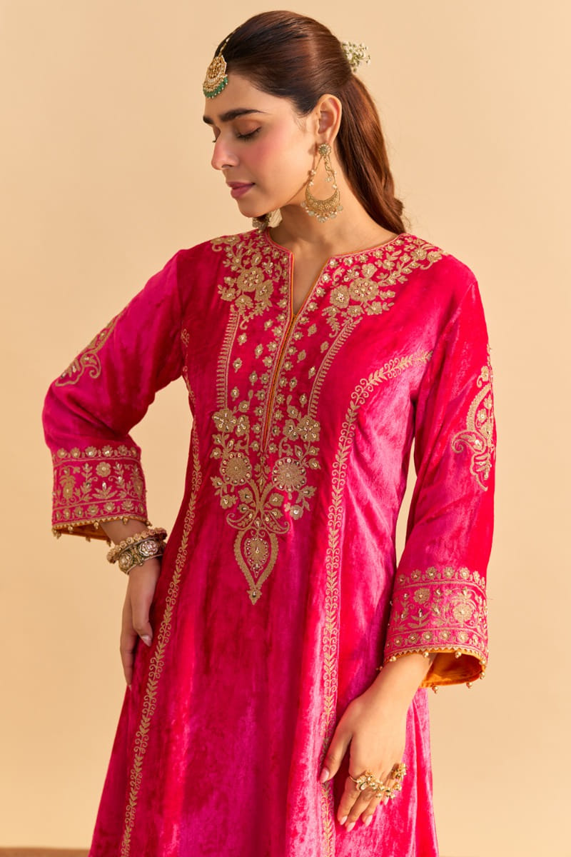 Buy Hot pink embroidered velvet choga set by Sheetal Batra at Aashni and Co